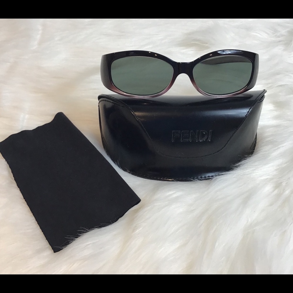 Fendi Logo Insignia Frames - Gem